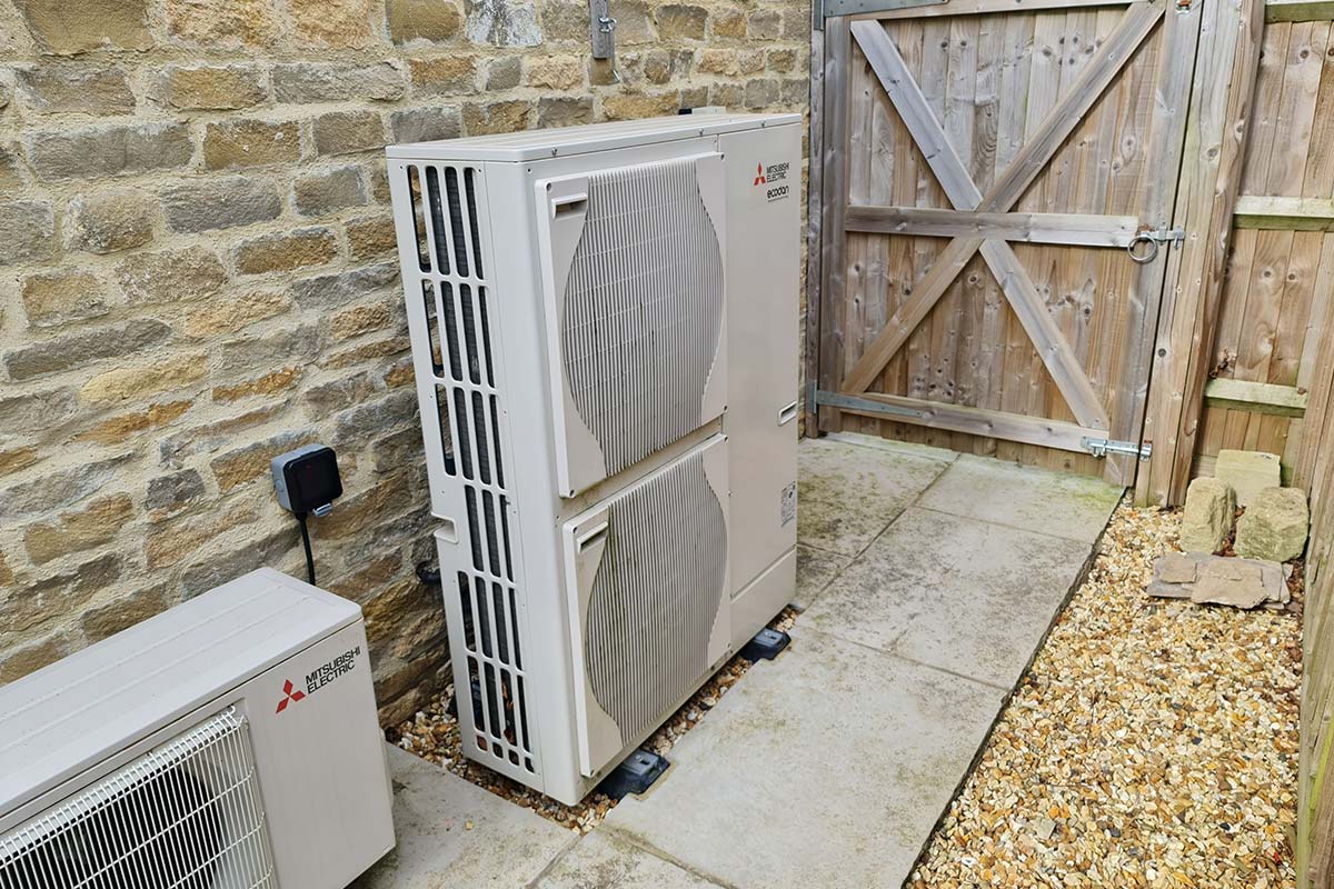 Air Source Heat Pump Space Requirements (With Real Example) – Source ...