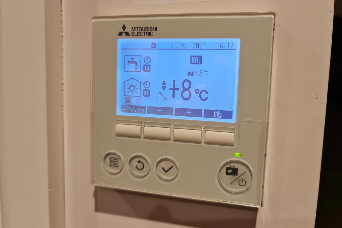 23 Pros and Cons Of Air Source Heat Pumps (With Real Example) – Source ...